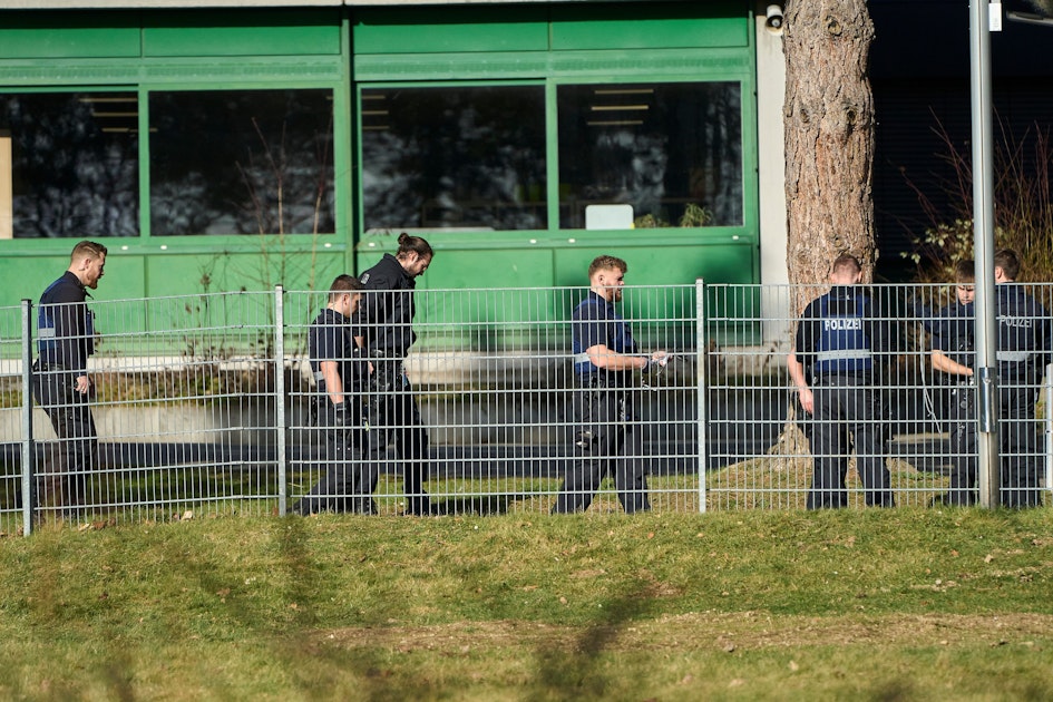 Neuwied: Entwarnung nach Bombendrohung an mehreren Schulen | Kölner ... Neuwied: Entwarnung nach Bombendrohung an mehreren Schulen | Kölner ...