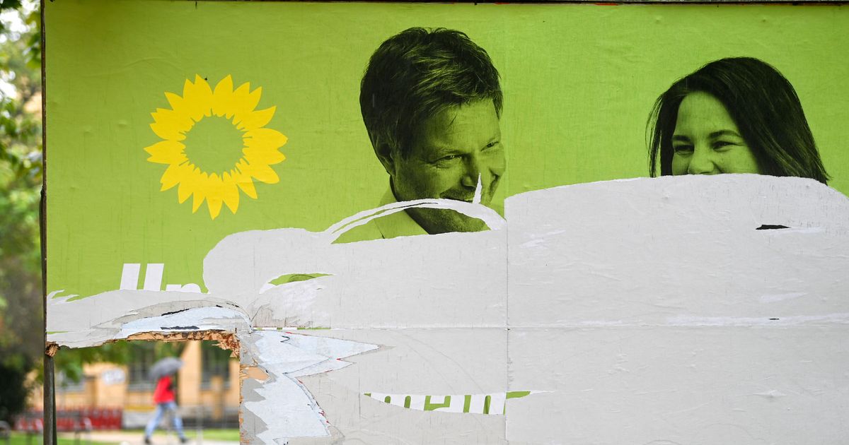 Grüne beim Anbringen von Wahlplakaten überfallen und angegriffen ...