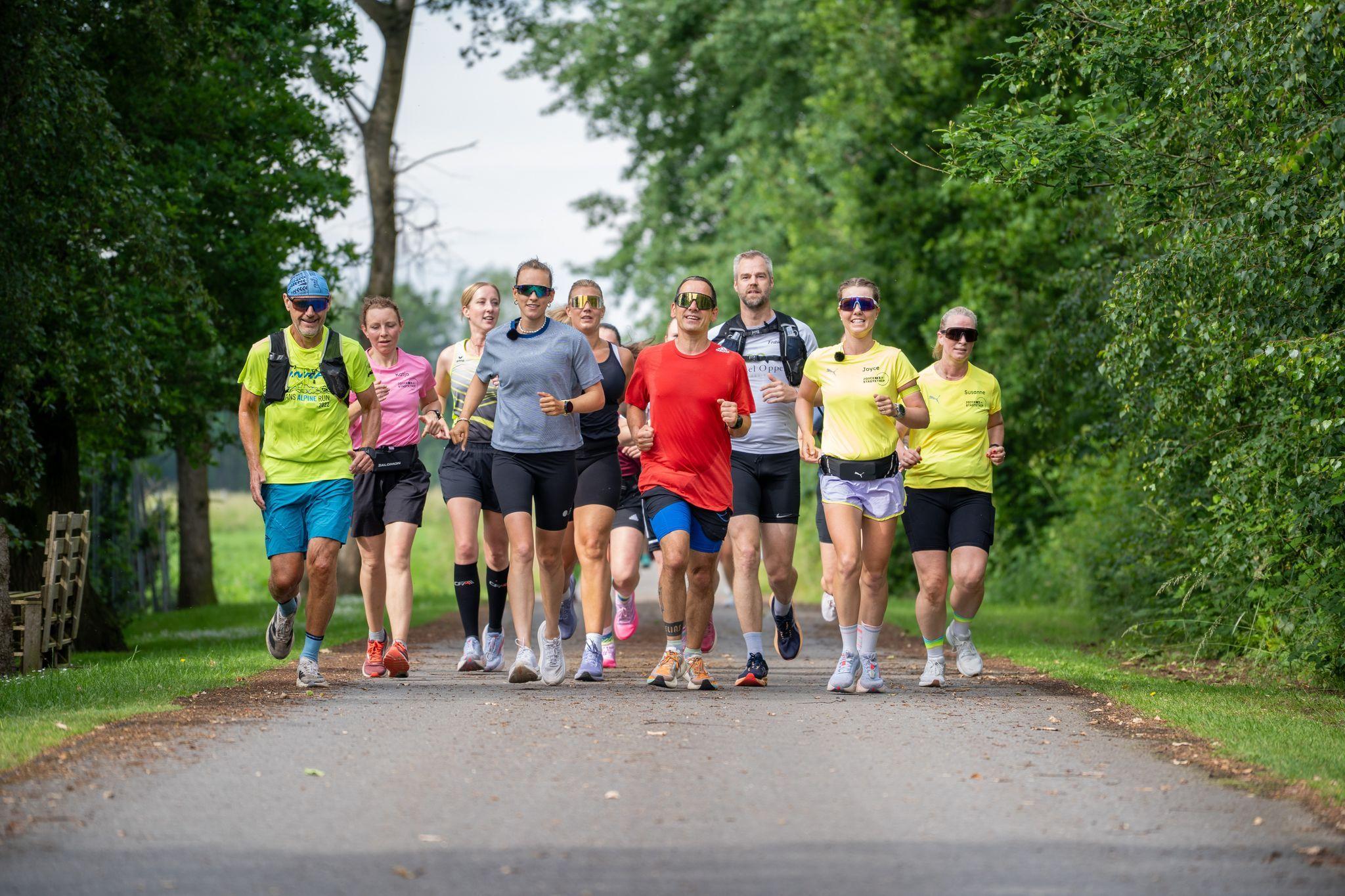 367 Marathons in 367 Tagen: Berlinerin Joyce Hübner bricht Lauf ...