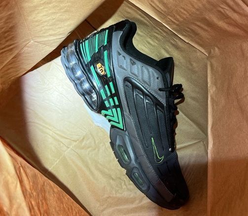 Kurioser Diebstahl in Rösrath: Jugendlicher flüchtet und verliert Schuh ...