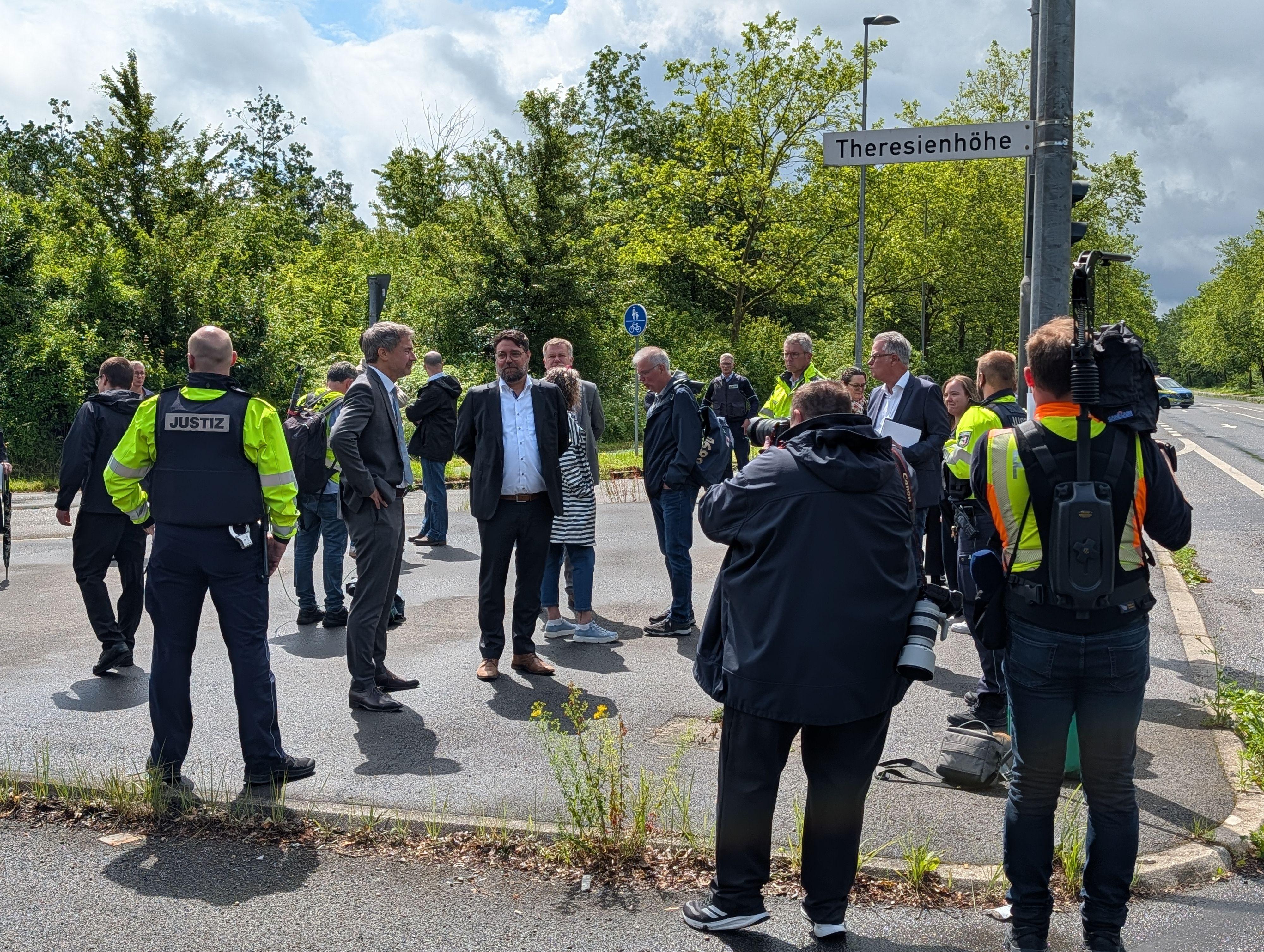 Hürth: Unfalltragödie – Eltern von Avin und Luis im Zeugenstand ...