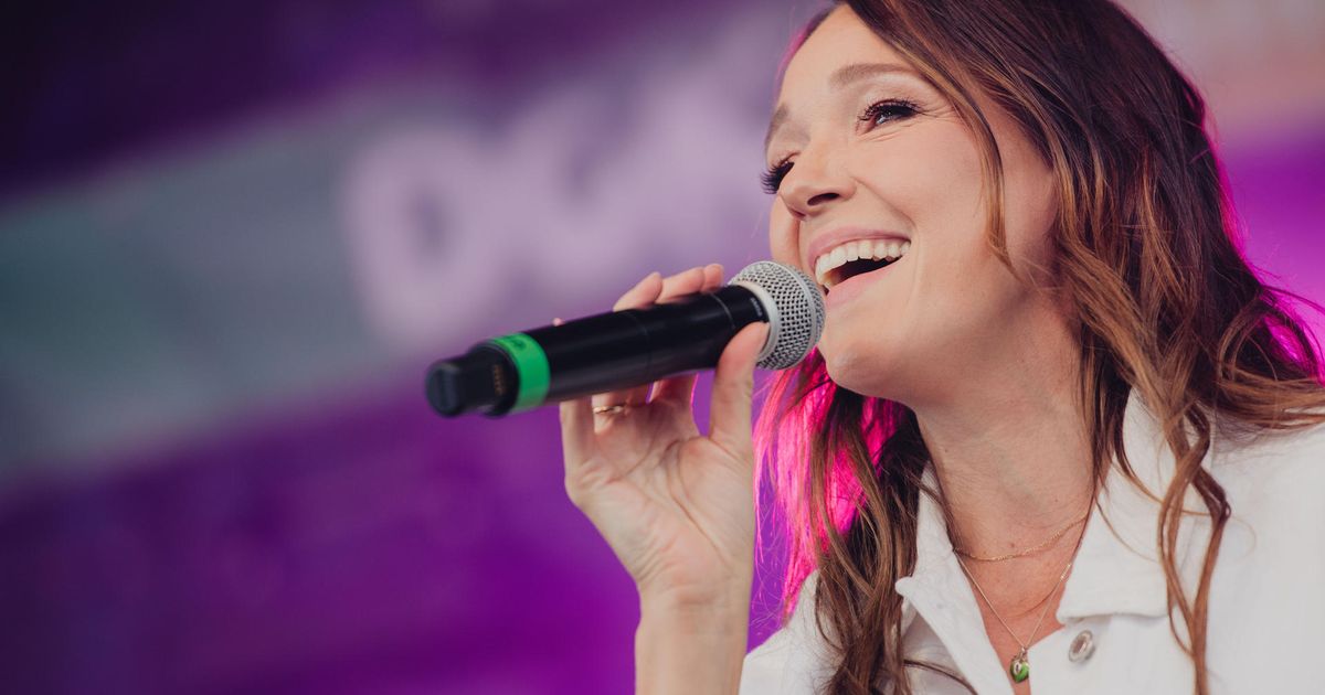 Köln: Carolin Kebekus schießt mit Song gegen Richard David Precht ...