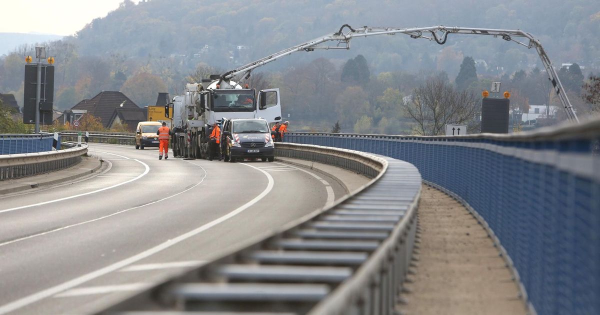 Sperrung B42 Konigswinter Heute