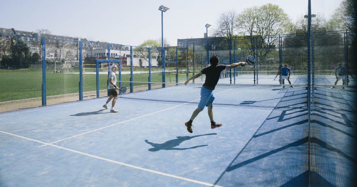 Padel: Eine Mischung aus Tennis und Squash. | Kölner Stadt-Anzeiger