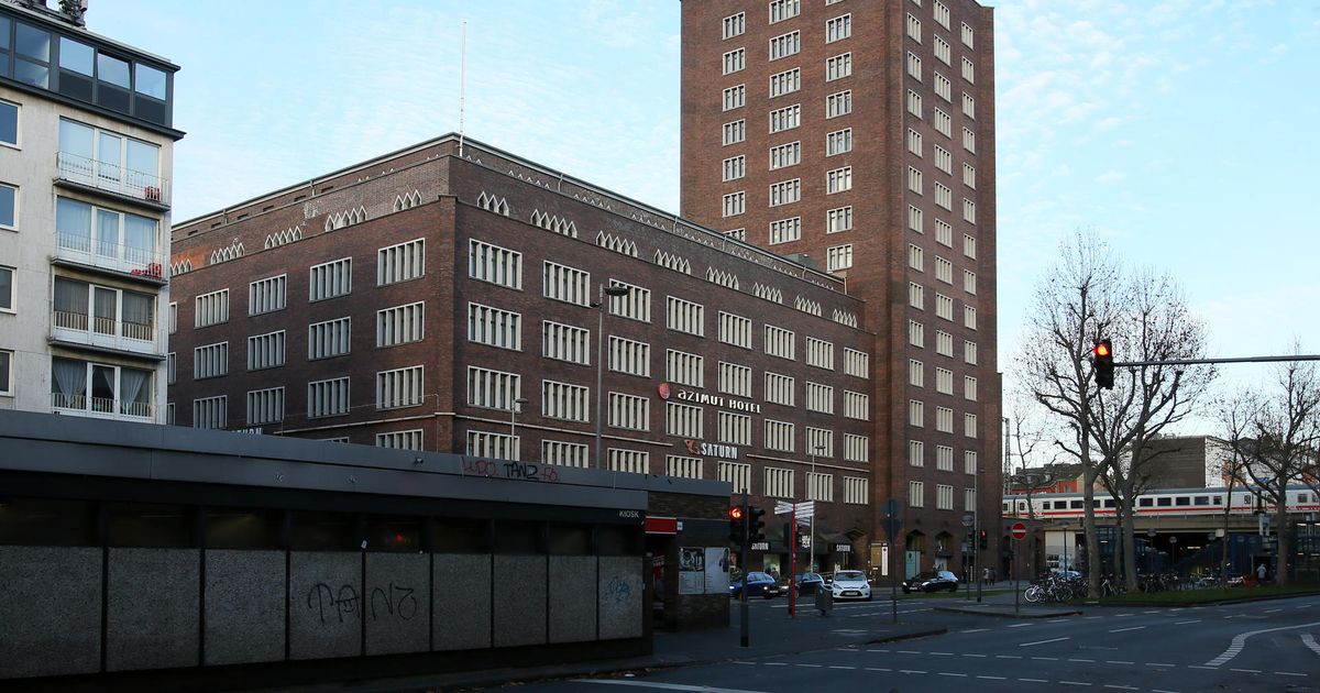 Saturn Hansaring Köln: Konzern kündigt jedem dritten Mitarbeiter ...