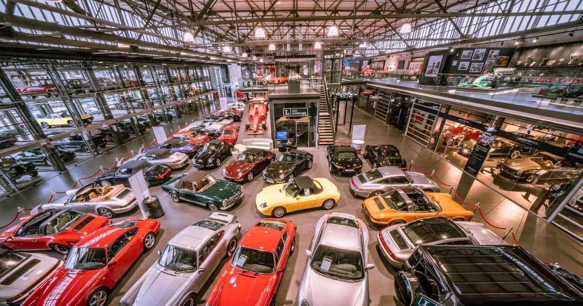 Motorworld Köln-Rheinland: Saisonstart und Dauerausstellung mit ...